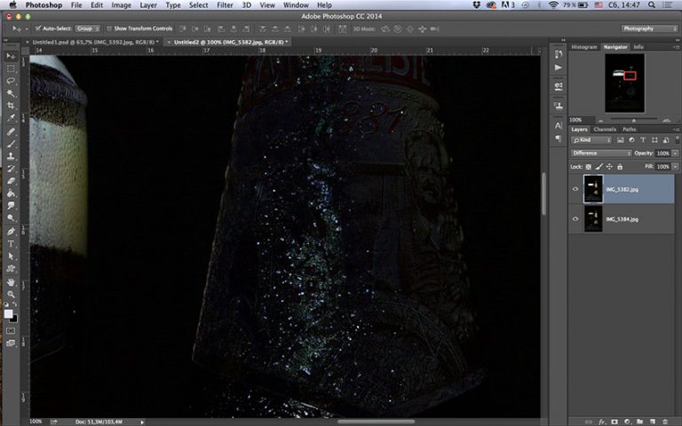 Light painting with flashlight. Create your original product shot ...