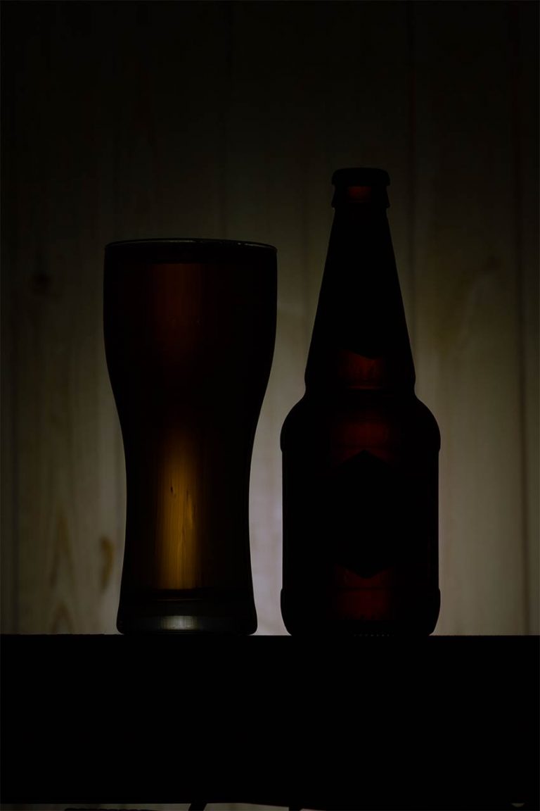 Light painting with flashlight. Create your original product shot ...